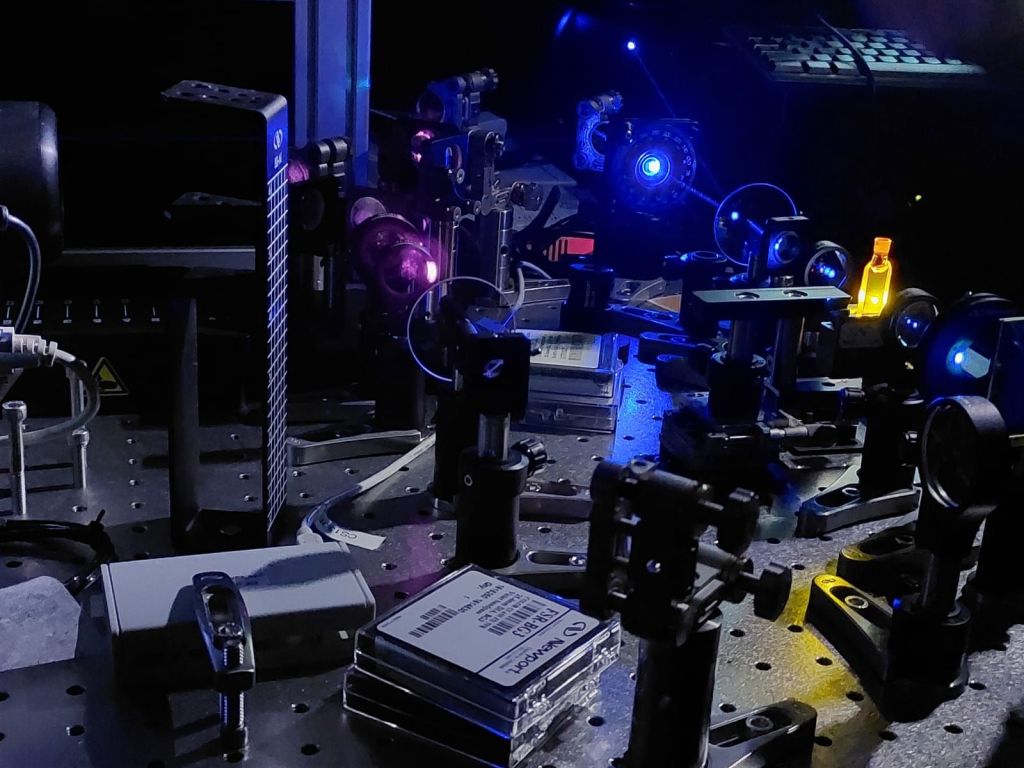 Ultrafast Spectroscopy – Satapathi Lab